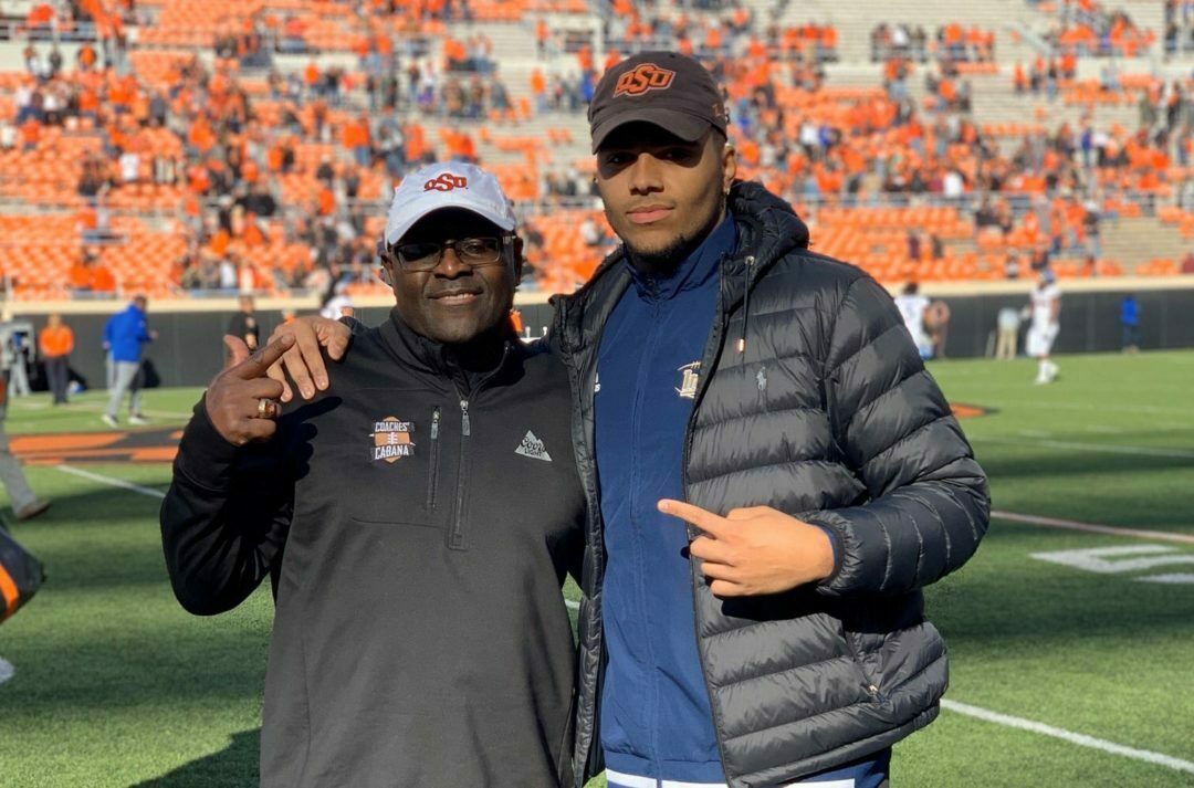 Quentin Moore, Son of Mark Moore, Commits to Washington | Pistols Firing