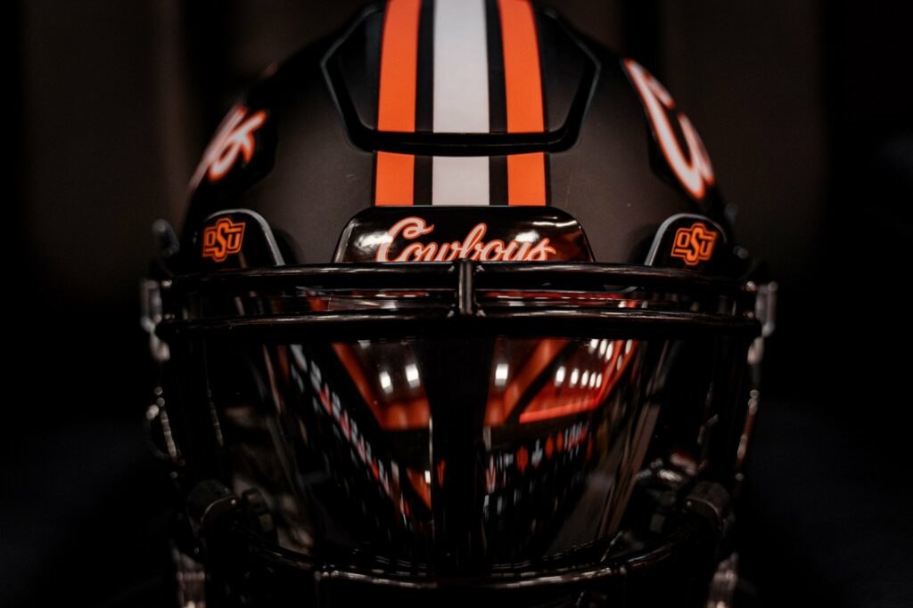 Uniforms: Cowboys Going All Black against Kansas State | Pistols Firing