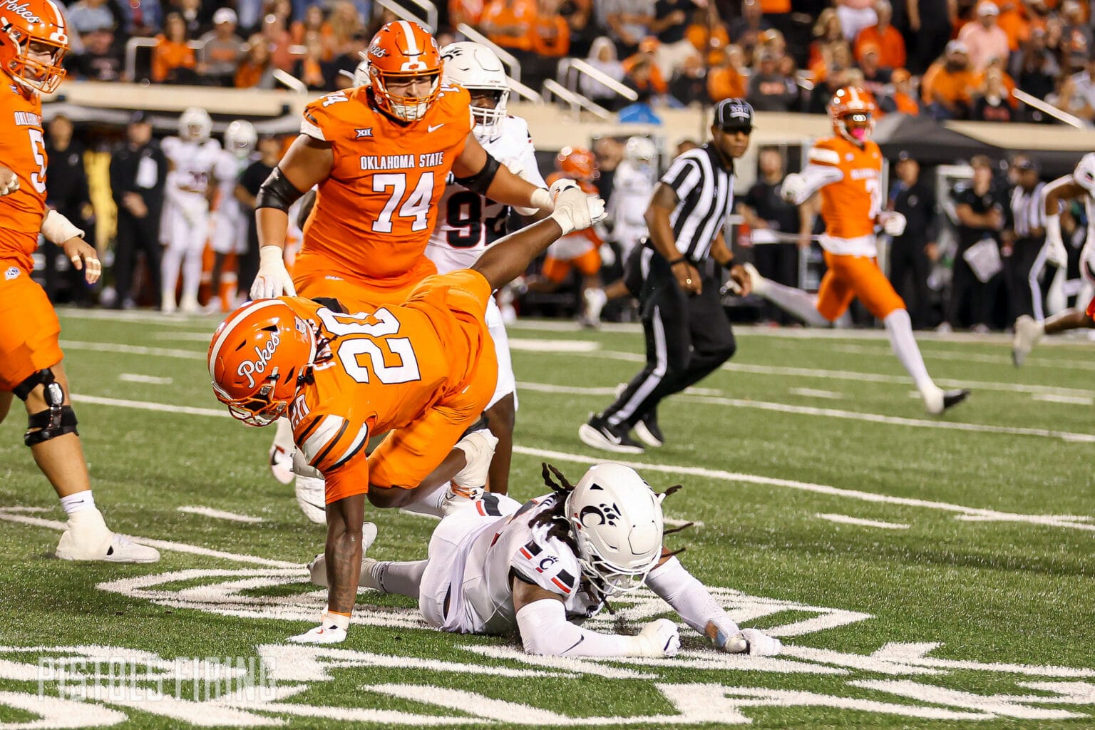 Report: Cowboy Starting Offensive Tackle Grant Seagren to Enter ...