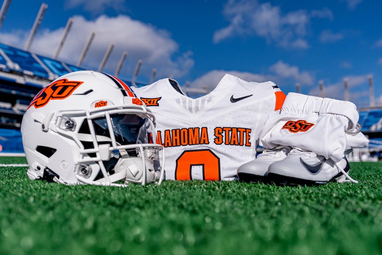 Uniform Reveal: Oklahoma State Donning Crisp All-White Look for Road ...